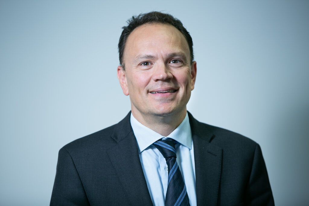 Adrian van den Hoven - REMEDi4ALL